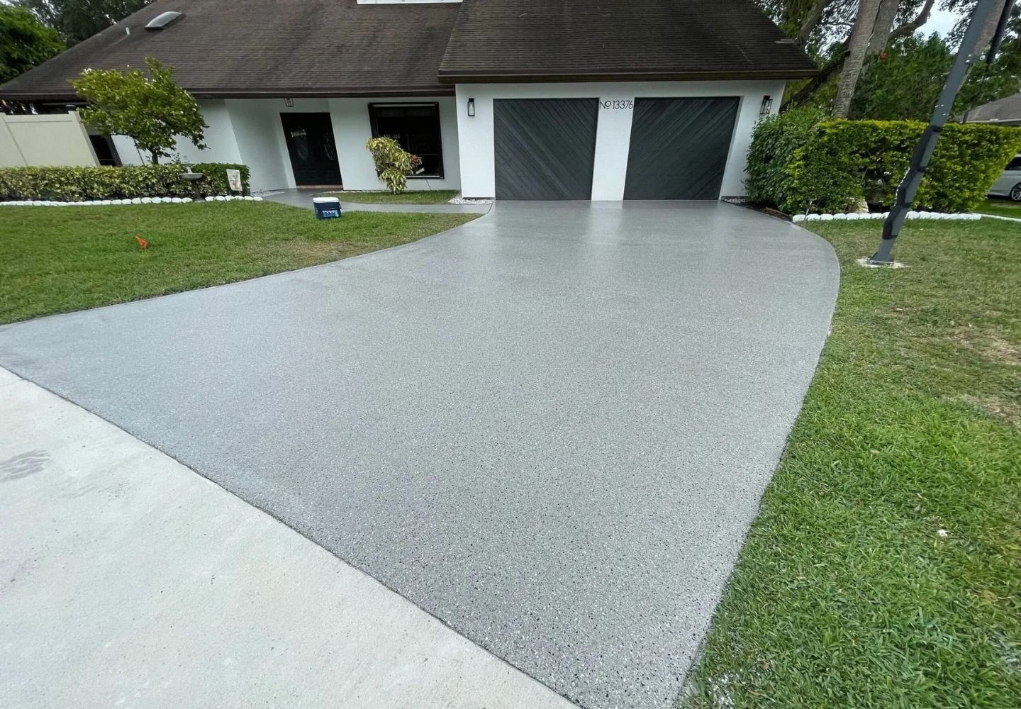 Detroit, Michigan, in epoxy driveway paint Guide